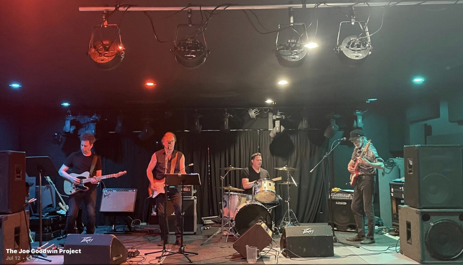 Whirled Pies Pizzeria & Bar – Pizzeria & bar in a sprawling, sculpture ...